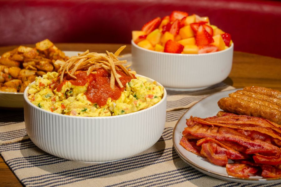Configure Hot Brunch Buffet Santa Fe Scrambled - Mimi's | mimistogo.com